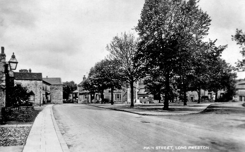 Exit/Old Photographs of Long Preston/Houses/Main St and Maypole